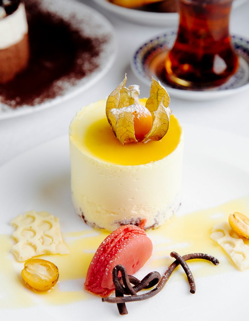 Eat & Drink – The Red Lion Madley